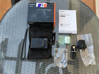 Sony RX100 V Unboxing Video - Quick Overview of What's Included